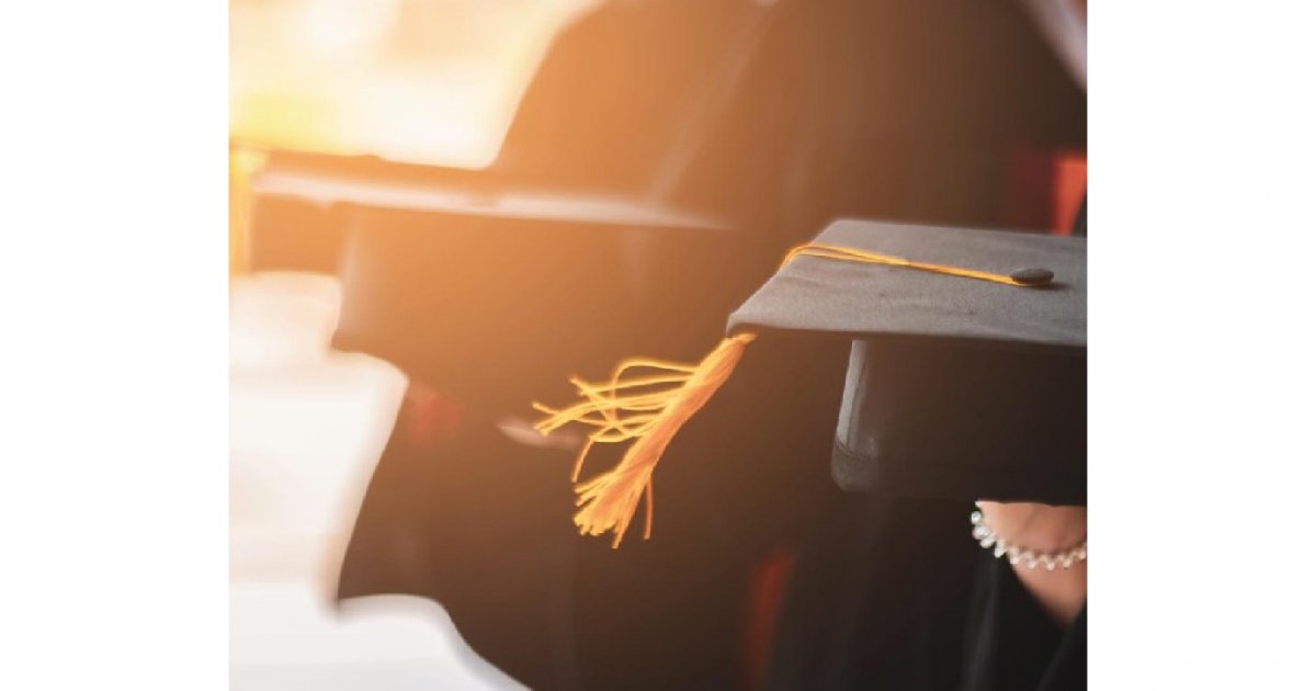 Bangladeshi students spend $667.77m in FY25 to study overseas