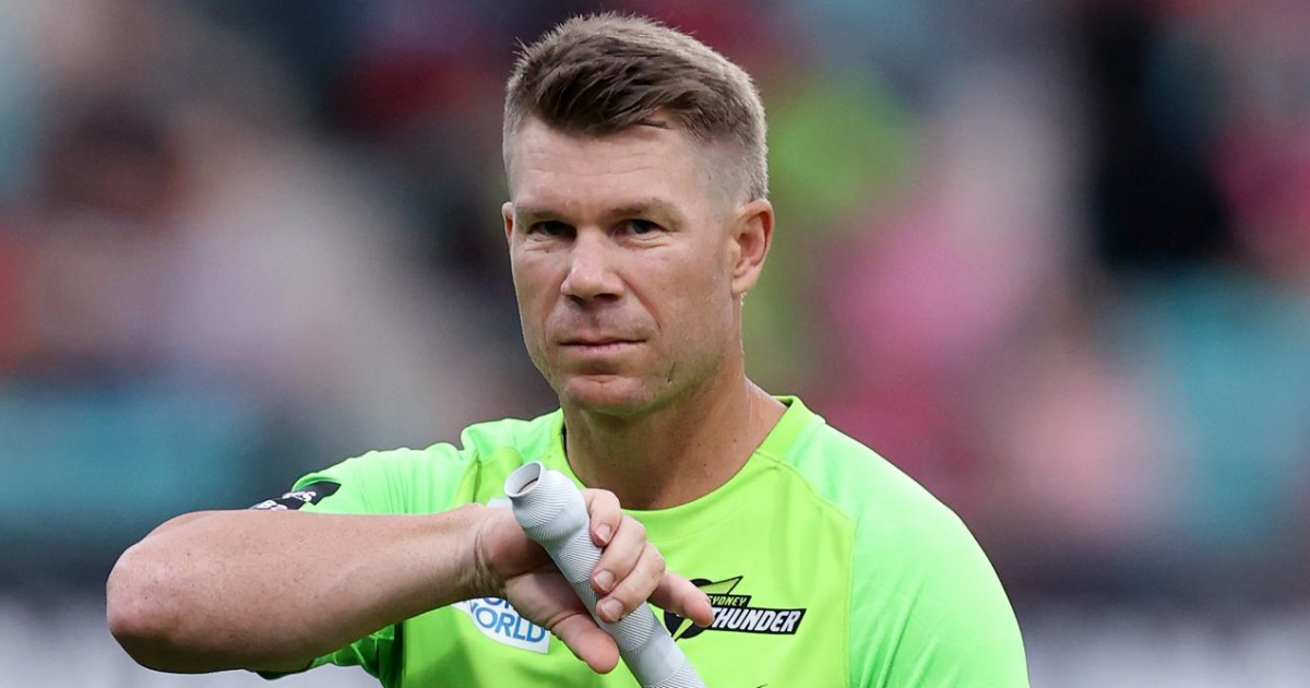 Warner back as captain after leadership ban lifted