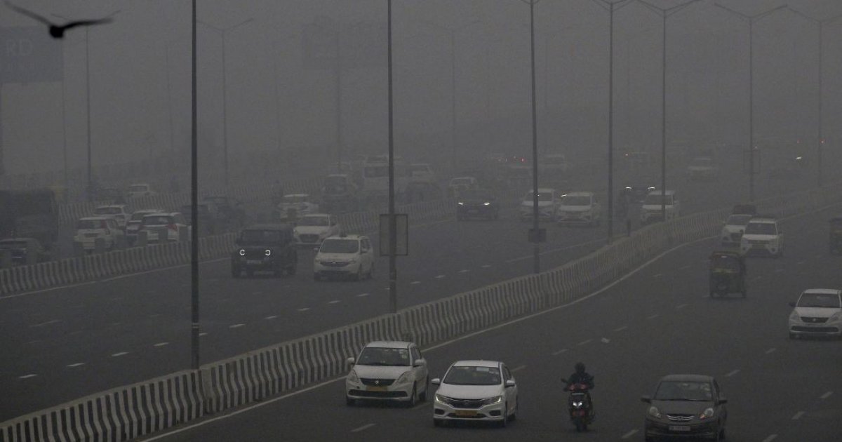 Toxic smog engulfs New Delhi, exceeding WHO limits