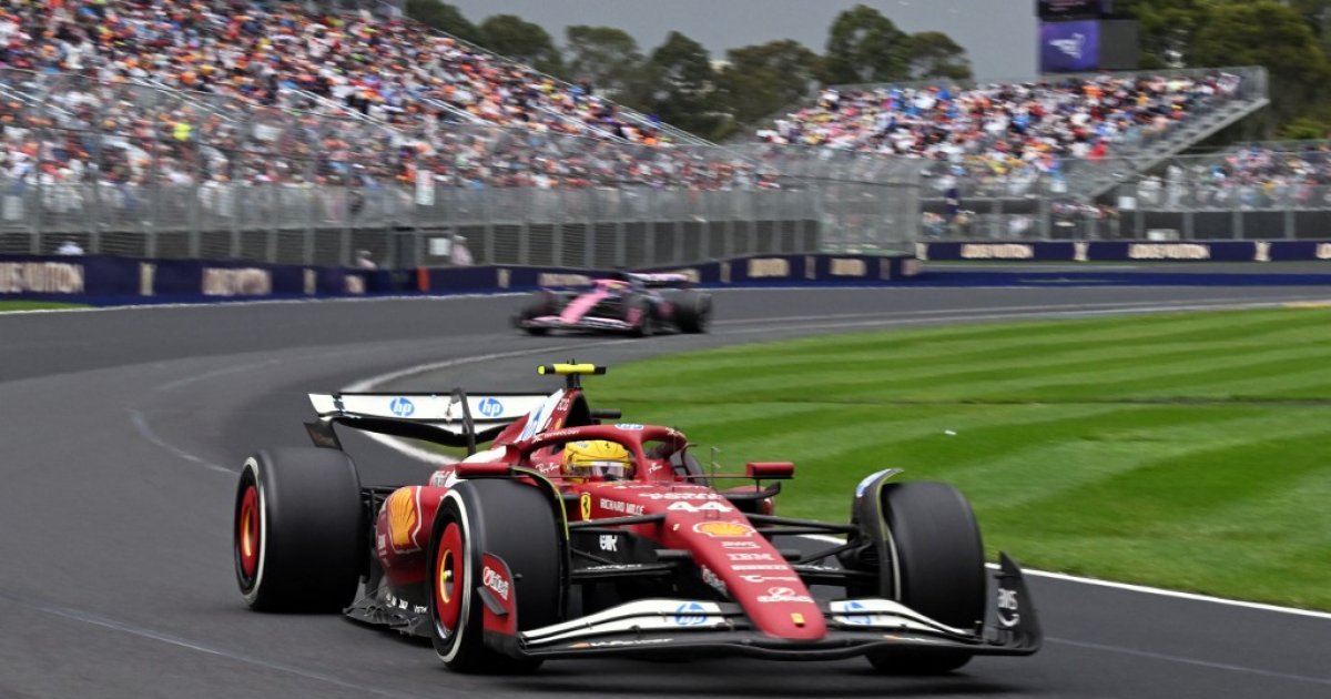 Hamilton smashes Shanghai lap record for Ferrari pole