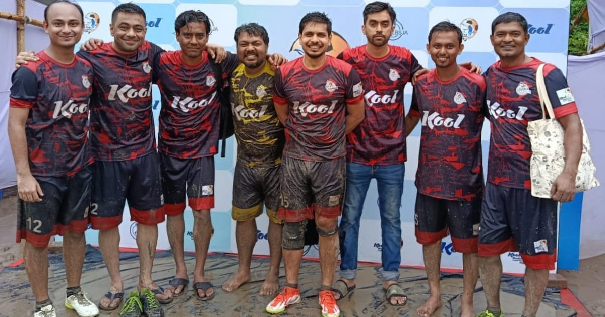 Dhaka Tribune advance to Kool-BSJA Media Cup Football quarters