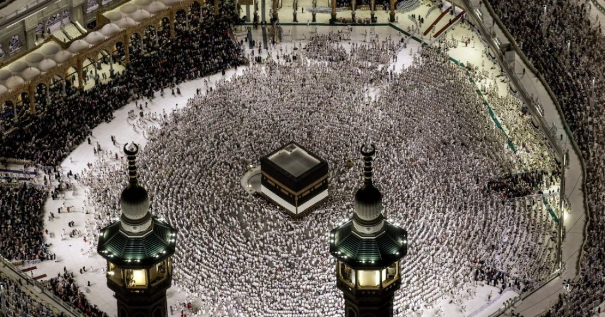 Saudi hosts urge pilgrims to stay indoors during Hajj high point