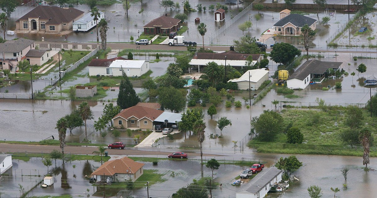 Rescuers search for missing girls as Texas flood death toll hits 50