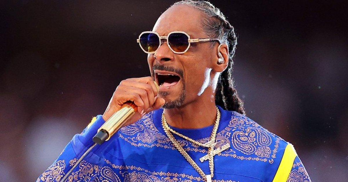 Snoop Dogg becomes co-owner of Championship club Swansea