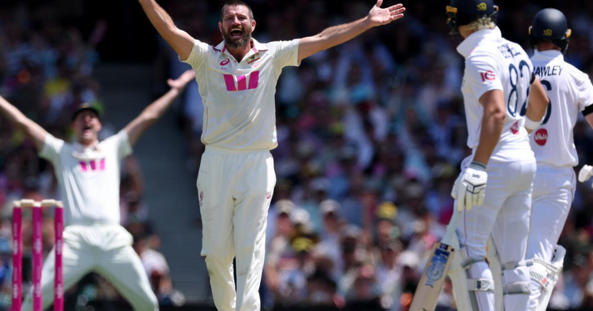 Australia without spinner in Sydney Test for first time in 138 years