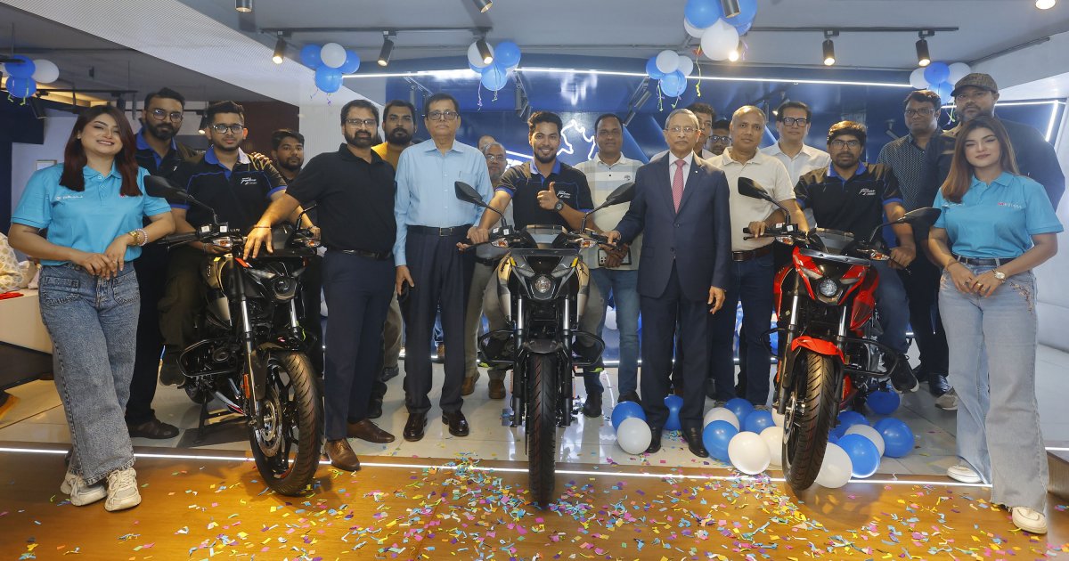 Uttara Motors brings Bajaj Pulsar N160 single seat motorcycle