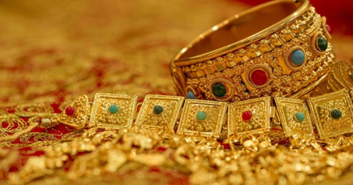 Gold price rises again ahead of Eid, crosses Tk238,000 per bhori