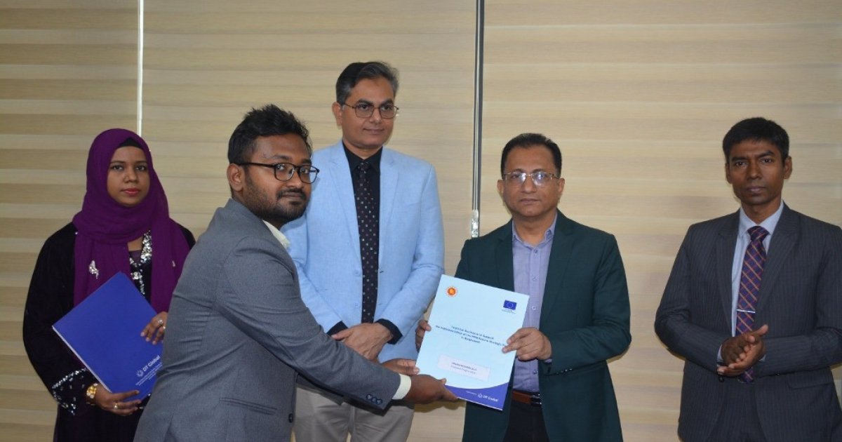 NBR officials graduate from advanced tech courses