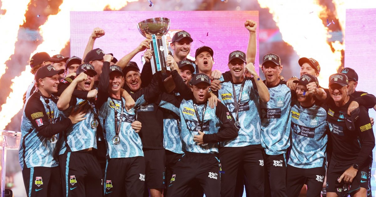 Brisbane Heat crush Sydney Sixers to win Big Bash