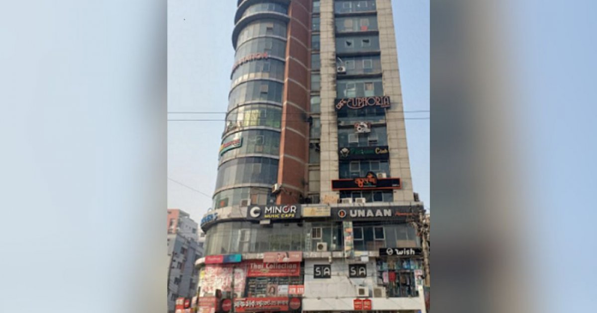 DSCC seals off Dhanmondi’s Keari Crescent Tower