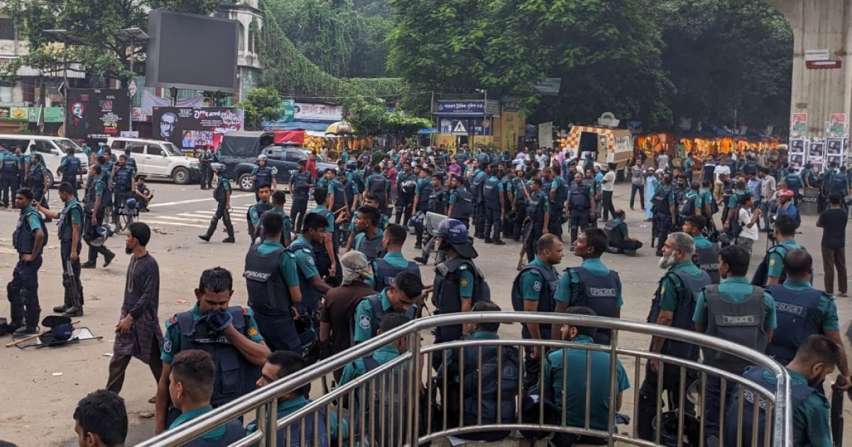 DMP: Jamaat-Shibir men assaulted police after Sayedee’s death