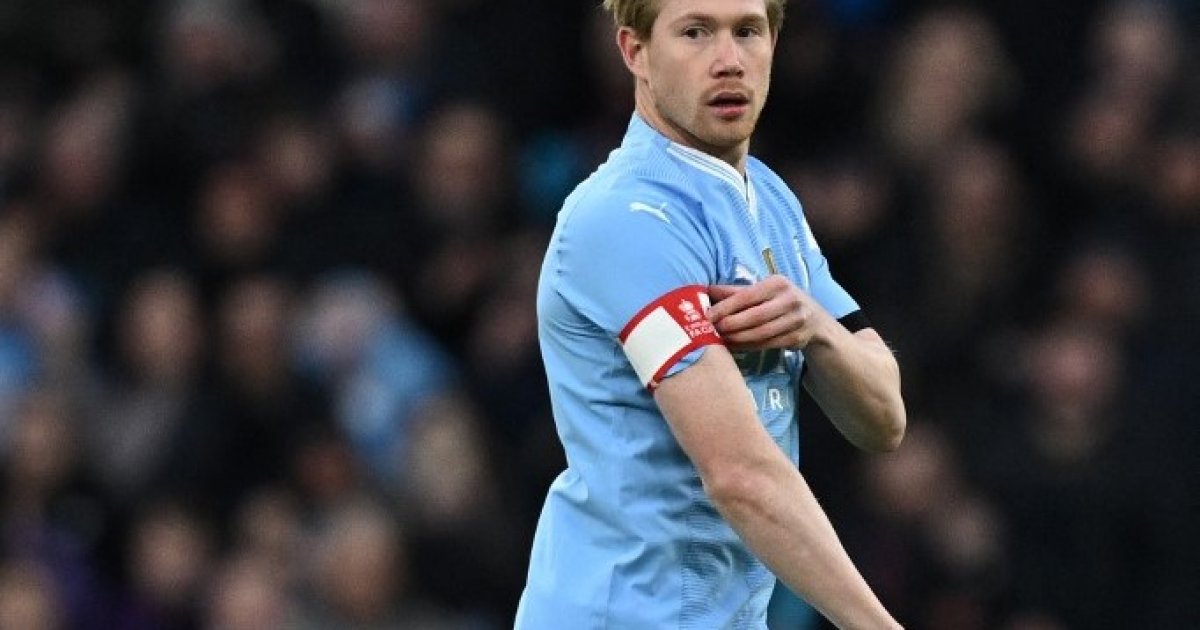 City's treble bid hit by De Bruyne injury blow