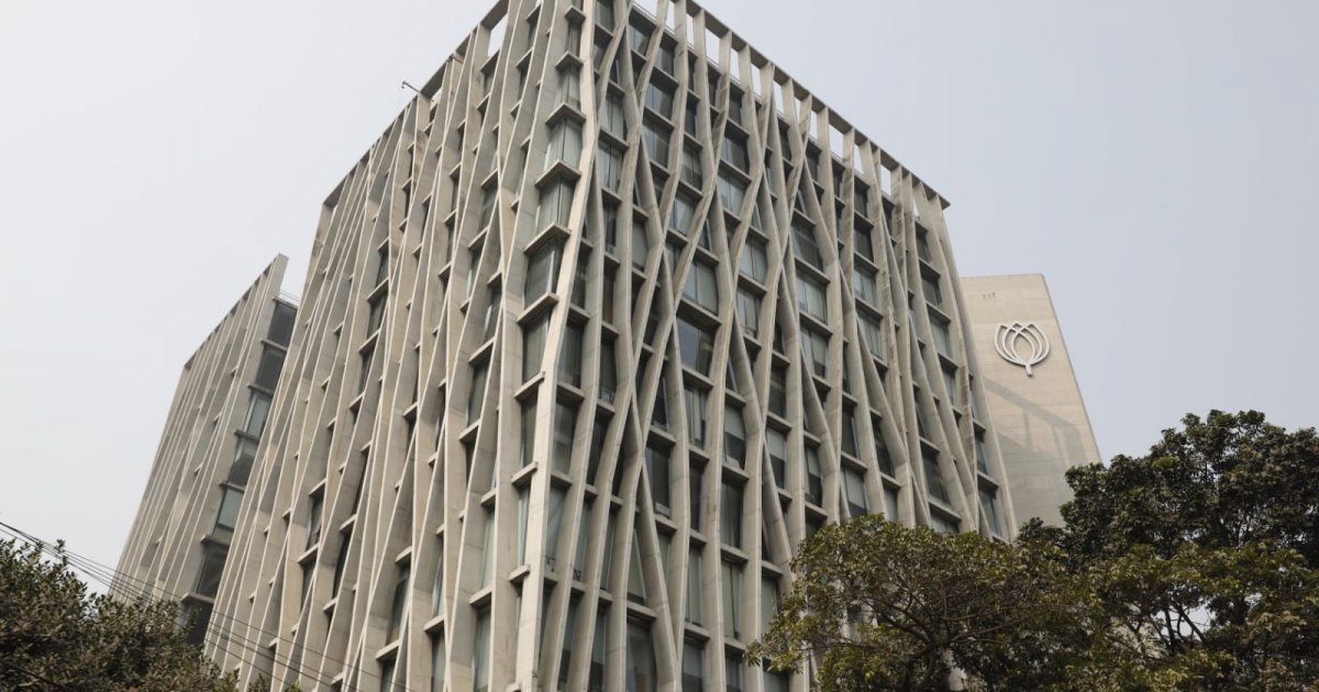 Yunus Centre issues statement on Tree of Peace award