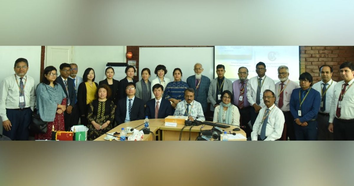Yunnan University delegates visit IUBAT