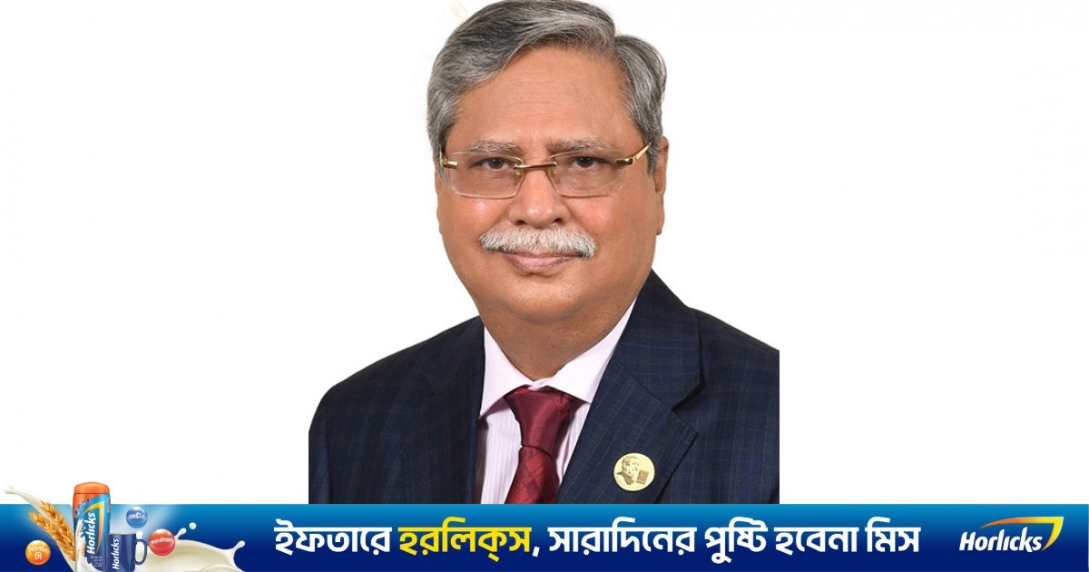 President visits military hardware display-2024 at National Parade Square