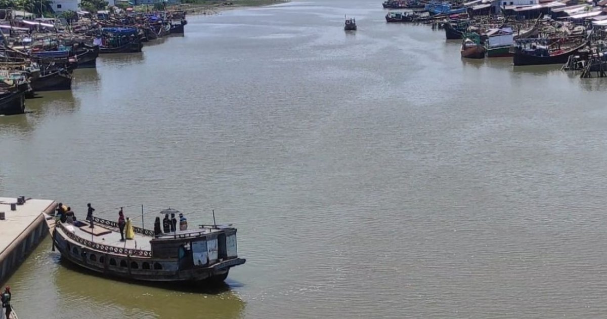 Cyclone Remal: Water enters Barisal due to embankment damage