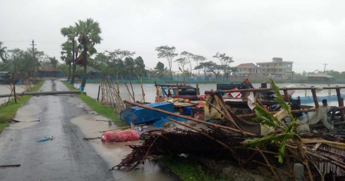 Cyclone Remal aftermath: 10 dead and over 150,000 houses damaged