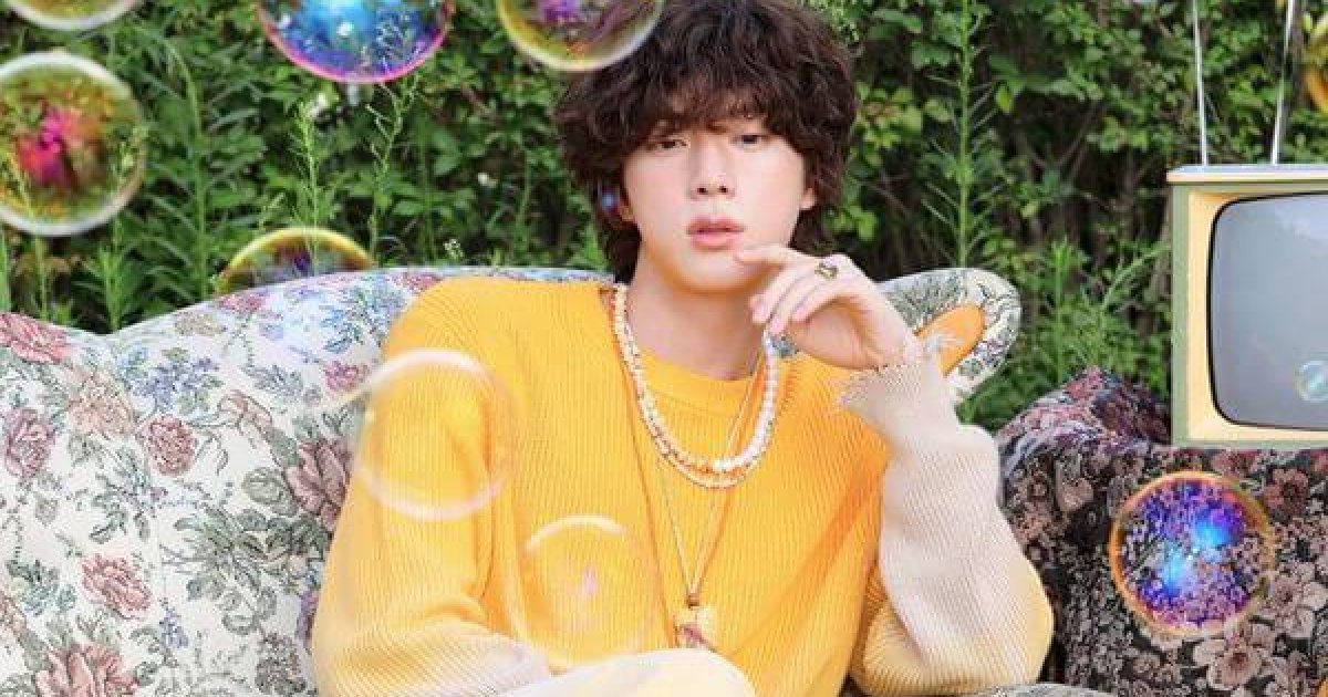 BTS mania hits Seoul ahead of 'huggathon' with Jin