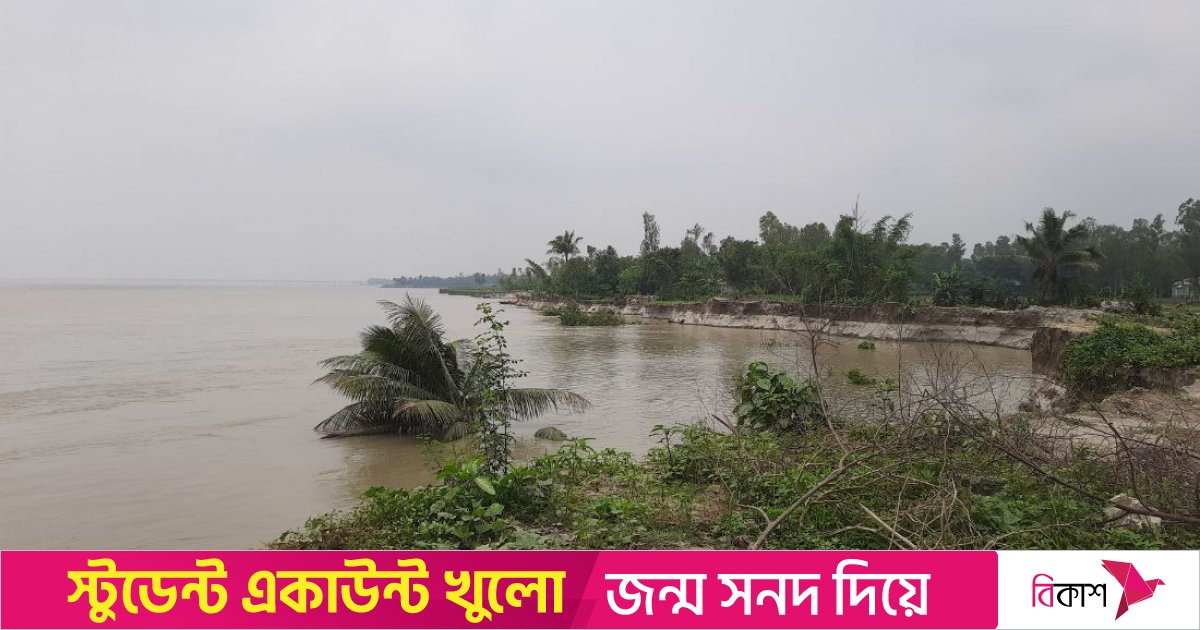 Water of seven rivers above danger level