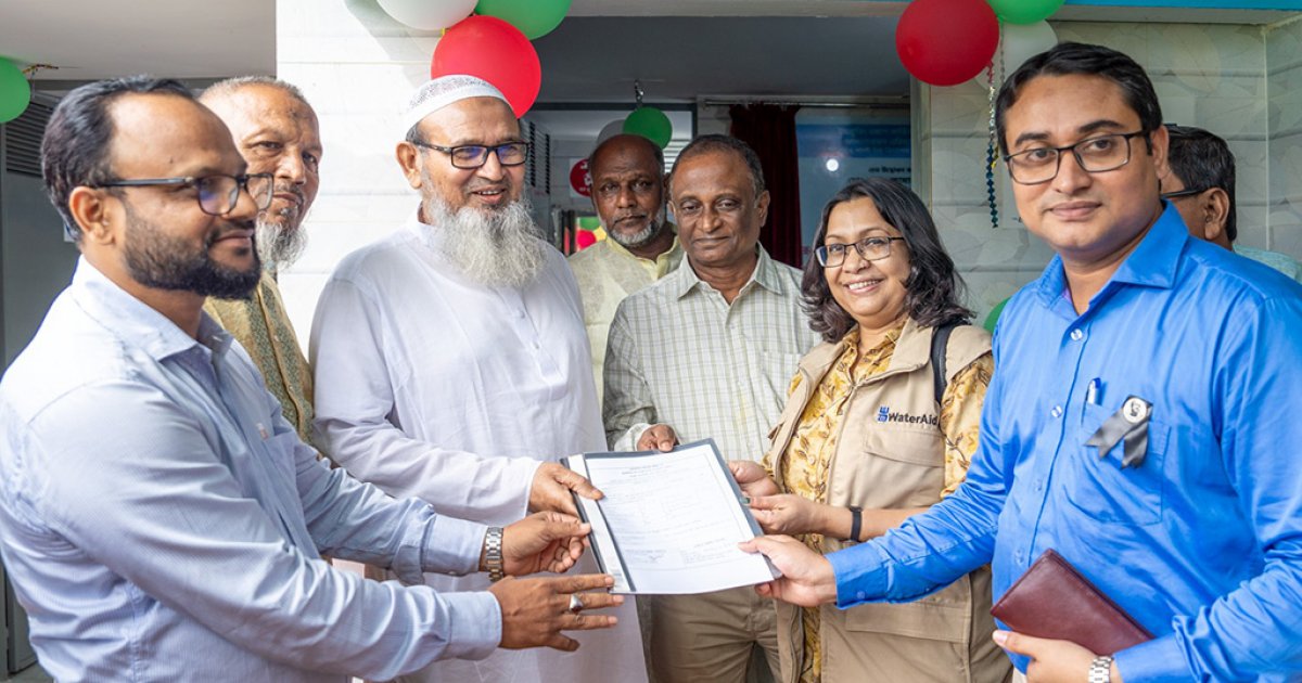 WaterAid hands over WASH facilities to school, community clinic