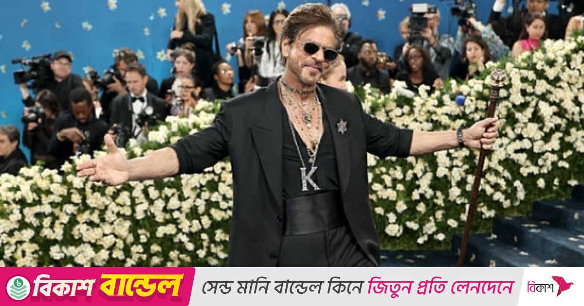 SRK stuns at the Met Gala