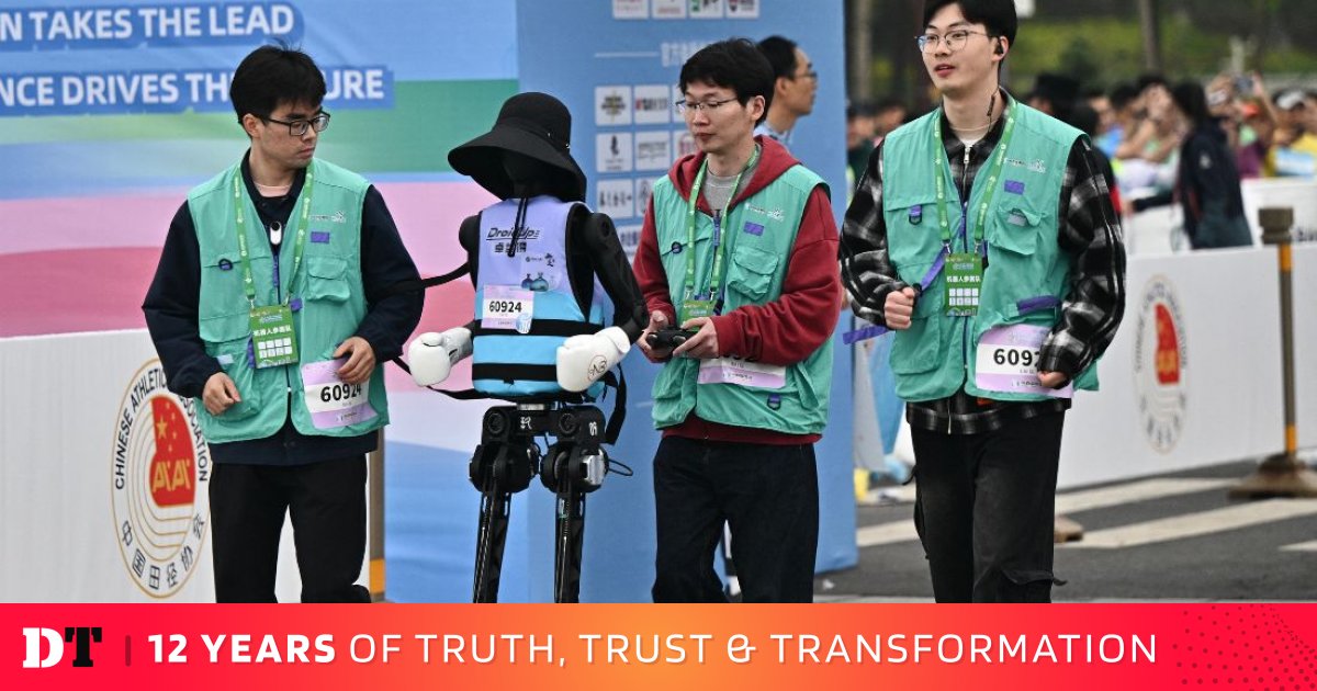 Robots lose against humans in half-marathon