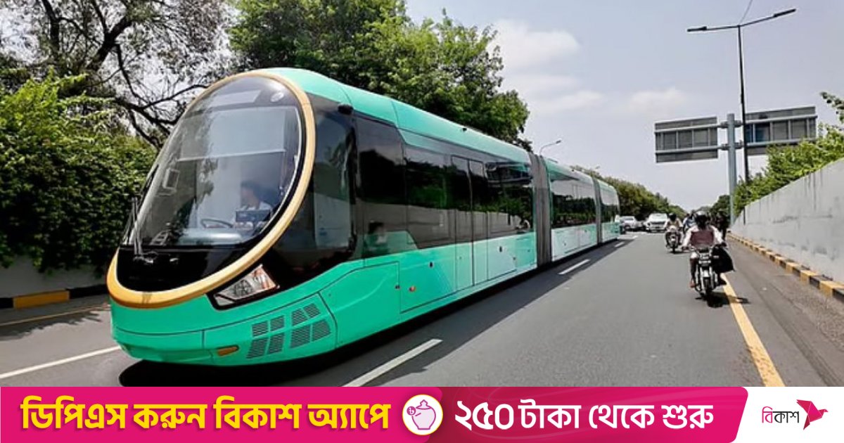 Pakistan’s first trackless electric tram debuts in Lahore