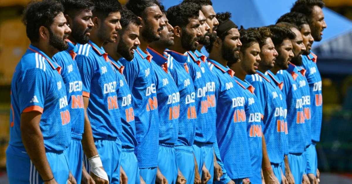 India reach No 1 in all three formats