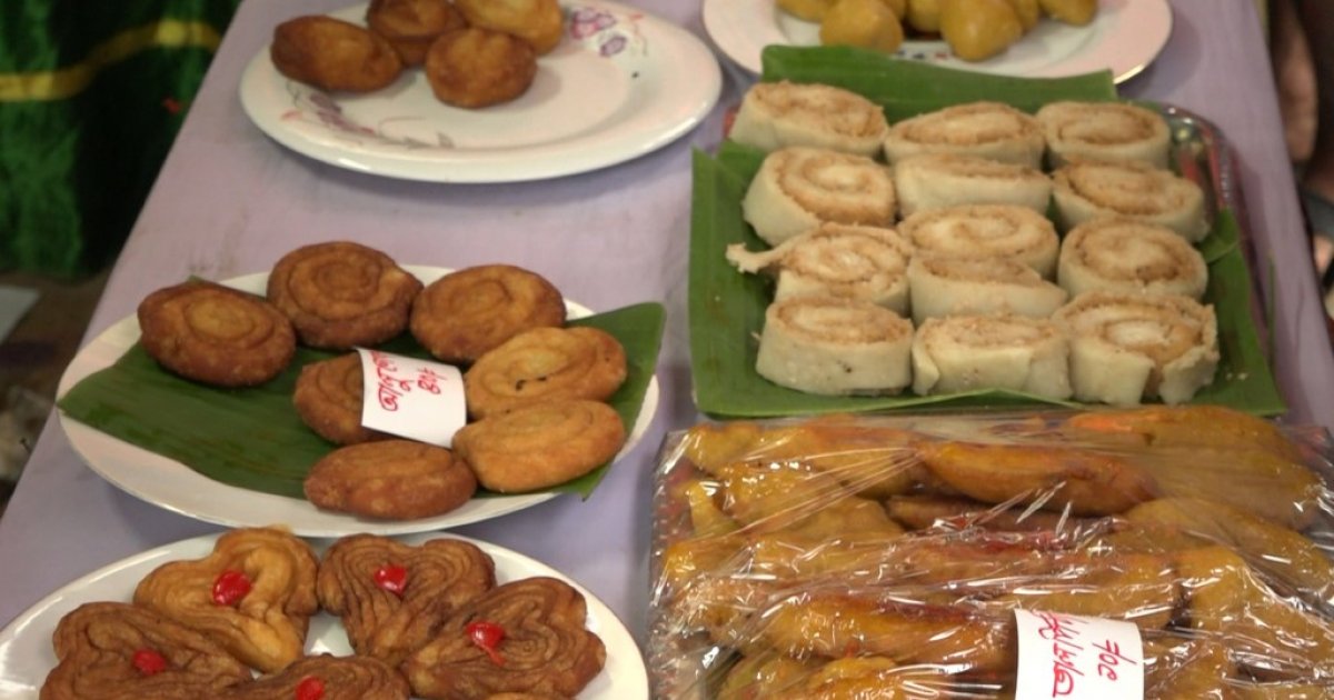 Tal Pitha Festival draws huge crowd in Naogoan