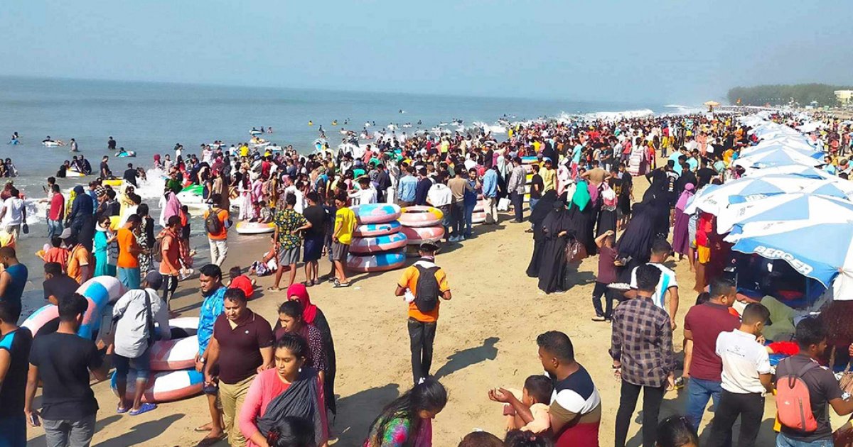 Extended weekend, tourism fair draws thousands to Cox's Bazar