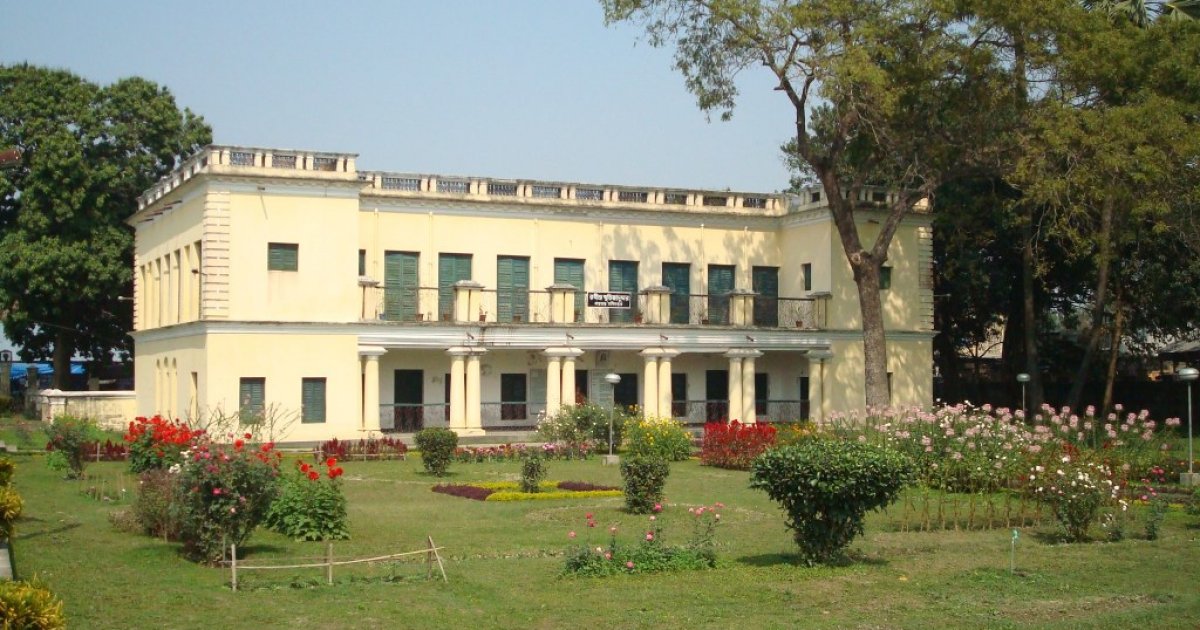 Rabindra University introduces first-ever paternity leave in Bangladesh