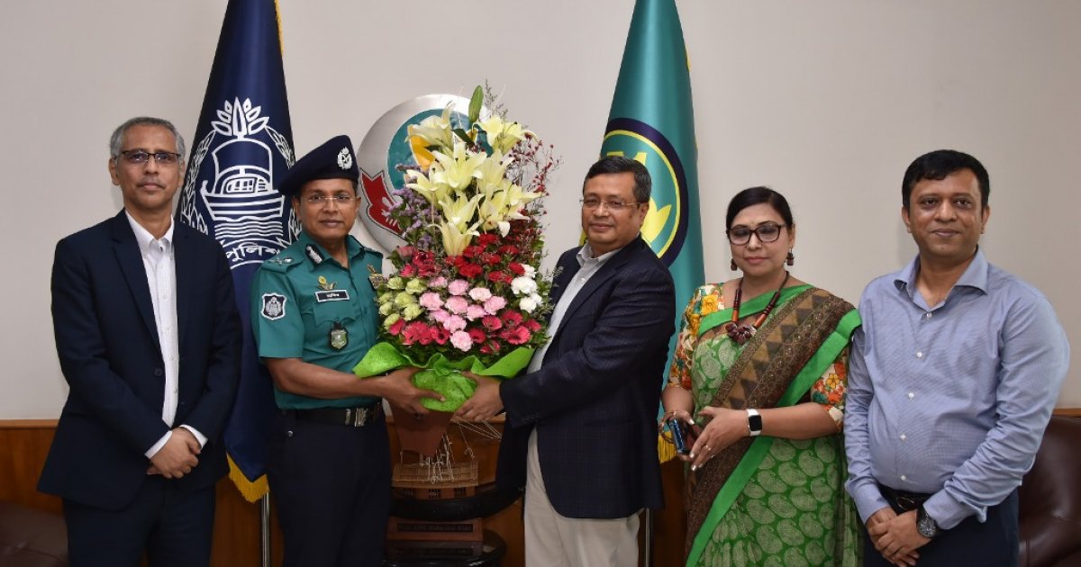 IFIC Bank MD meets new DMP commissioner