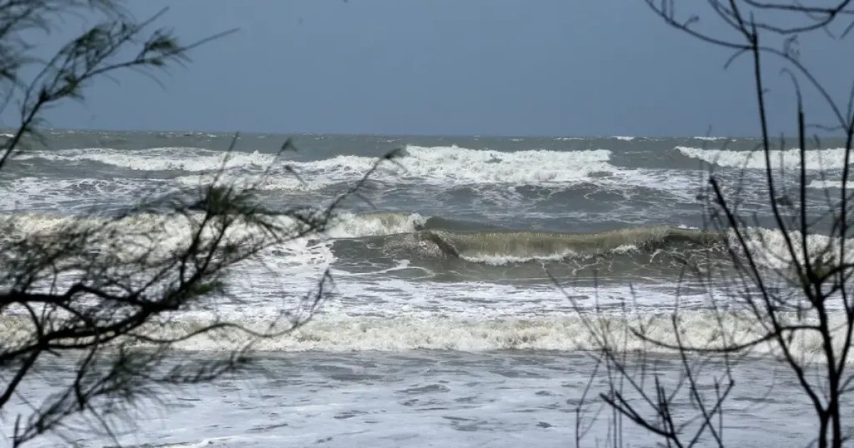 Cyclone Midhili: Fire stations along coast on high alert