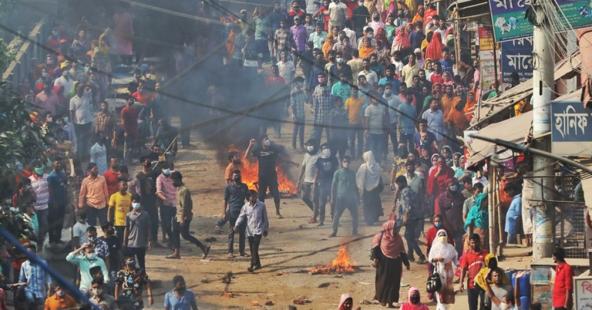 50 garment factories closed as workers continue protests for pay rise