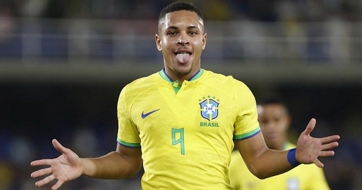 Brazilian forward Vitor Roque set to join Barcelona in January