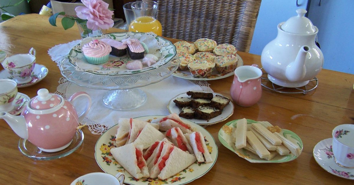 Host a perfect tea party