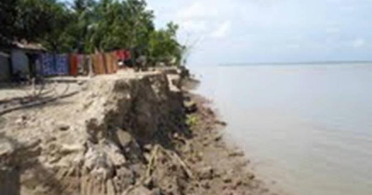 Padma erosion takes serious turn in Rajbari