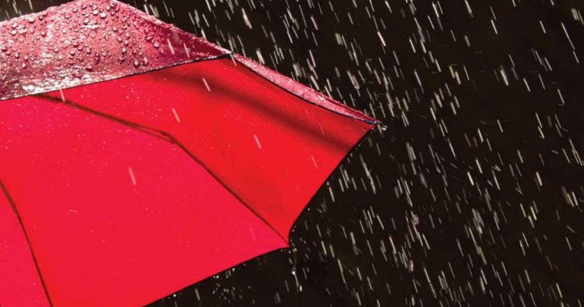 Mild rain breathes life into Dhaka
