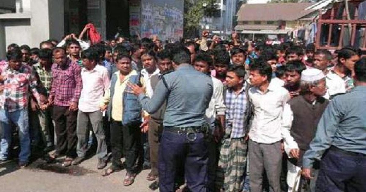 Sylhet hawkers, traders fight for space
