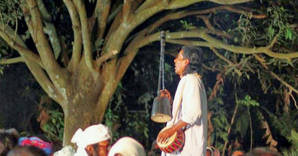 Incorporation of new musical instruments in Baul music