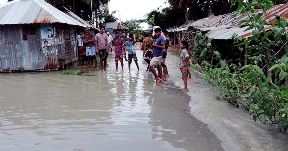 50 villages inundated as embankment collapses in Barguna