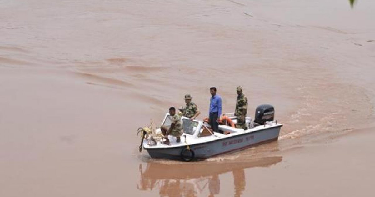 BSF to deploy more floating outposts along BD border
