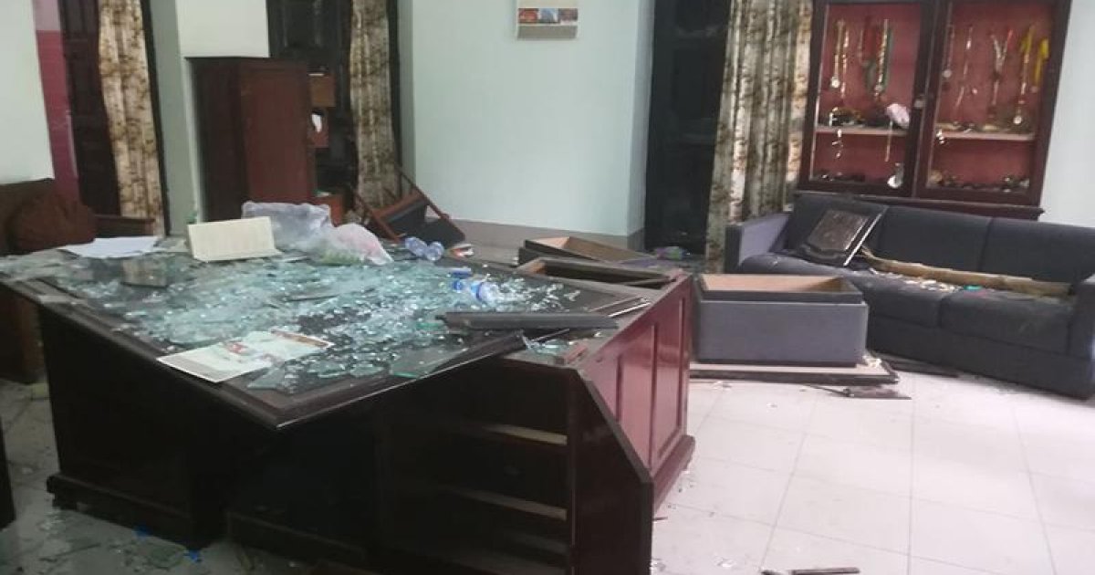 Police arrest four over attack on DU VC residence