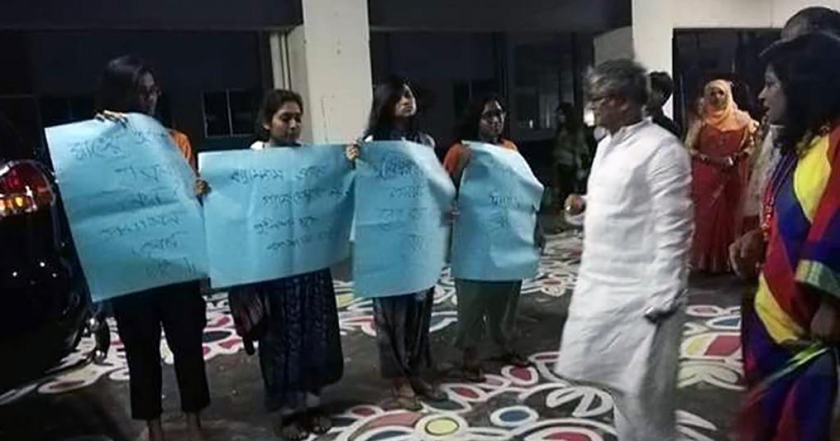 DU VC: Driving students out of dorm a rumour