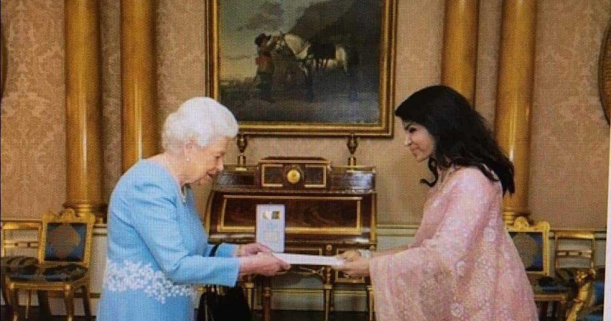 Saida Muna Tasneem presents credentials to Queen Elizabeth II