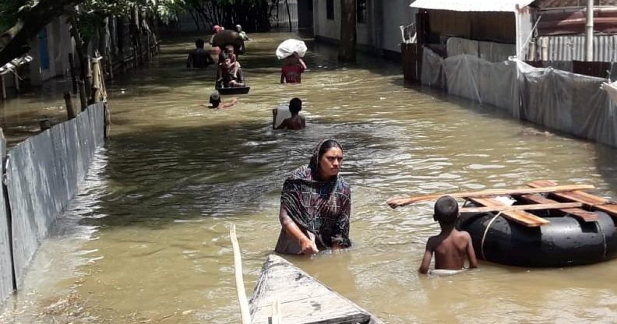 Floodwaters causing public sufferings in Atrai, Bagmara upazilas