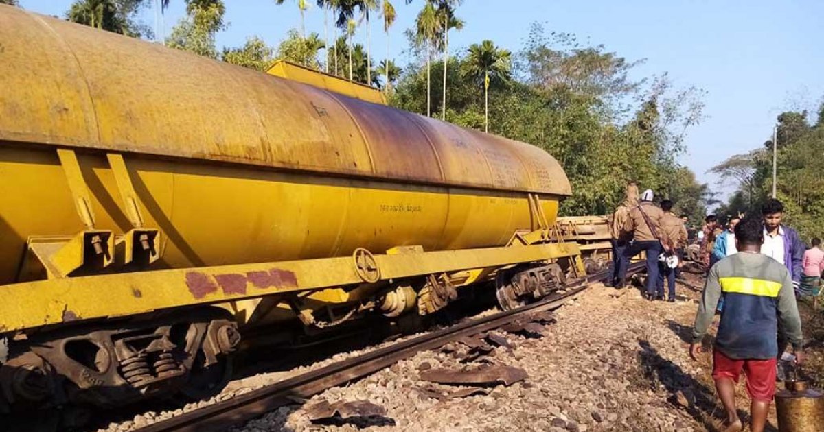 Train communication with Sylhet resumes 28 hours after rail links snap