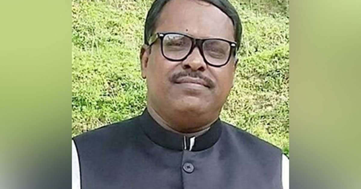 Injured Cox's Bazar Sramik League leader dies