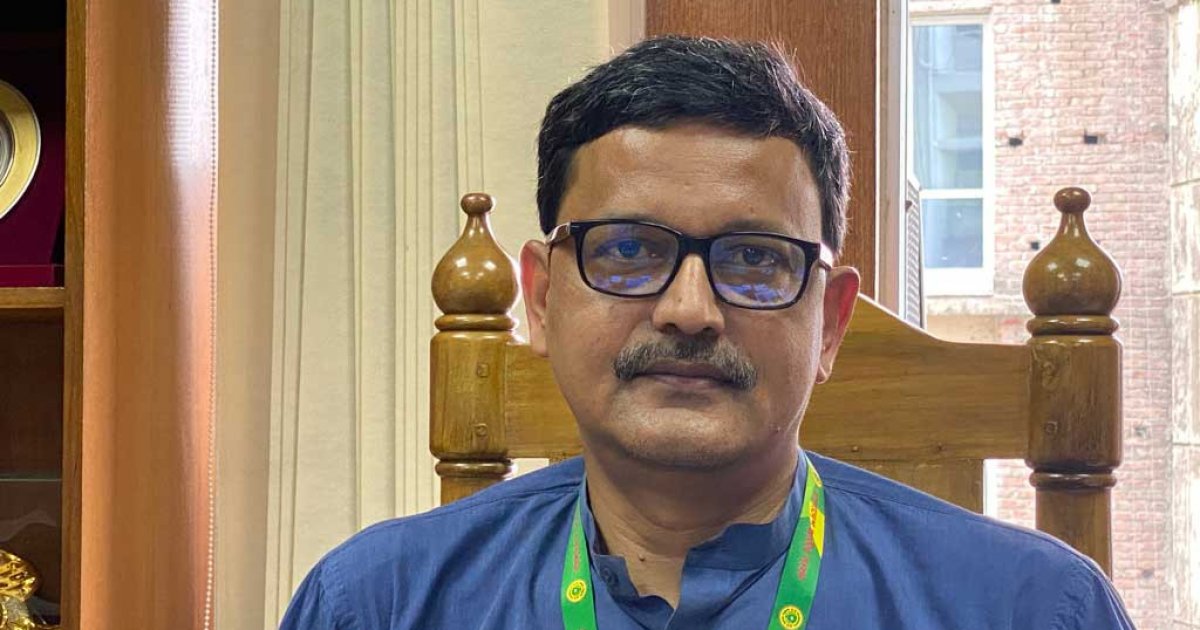 Khalid Mahmud: People now talking about metro rail, no time for BNP