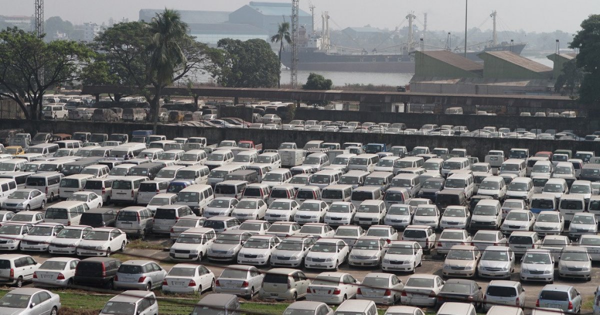 BRTA to take action against vehicles without retro-reflective plates ...